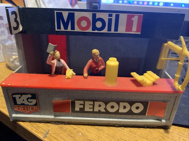 VINTAGE SCALEXTRIC RACE / PIT BUILDING A/207 BUILT USED CONDITION EARLY ...