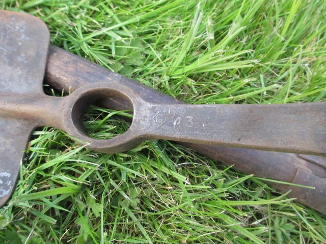 WW2 BRITISH ARMY Entrenching Tool 37 Pattern Spade Handle Head Dated 43 ...