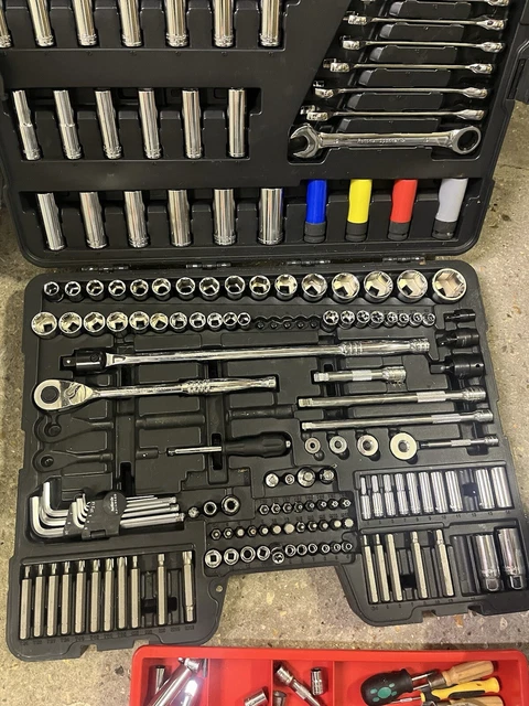 HALFORDS ADVANCED SOCKET and Ratchet Spanner Set 200 Pc (735757) £225. ...