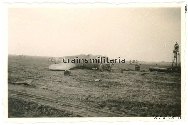 ORIG. FOTO HEINKEL He 111 Flugzeug Wrack der KG53 am Flugplatz Russland 1941 Dno EUR 9,99 ...
