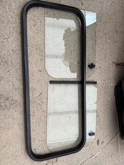 LAND ROVER DEFENDER 90 Rear Sliding Window with Glass £83.92 - PicClick UK