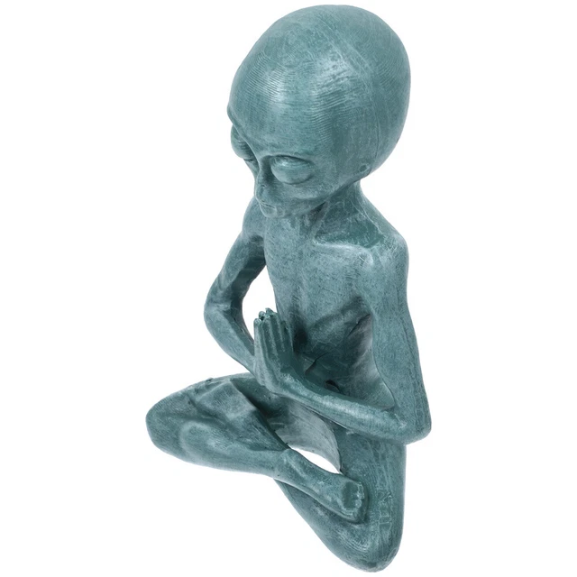 RESIN ALIEN SCULPTURE Alien Desktop Statue Funny Alien Figurine Resin £ ...