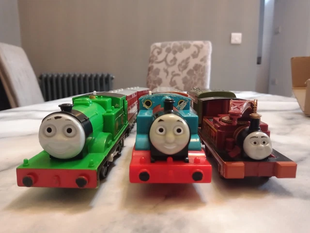TOMY THOMAS THE Tank Engine Trackmaster motorised Oliver, Harvey and ...