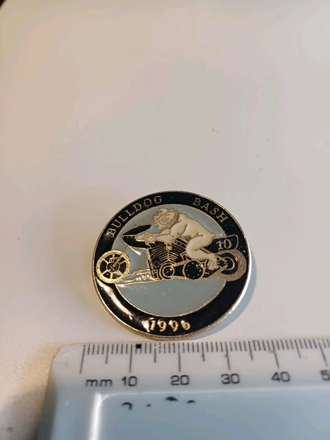 RARE METAL & Enamel Hells Angels Bulldog Bash Motorcycle Pin Badge £9. ...
