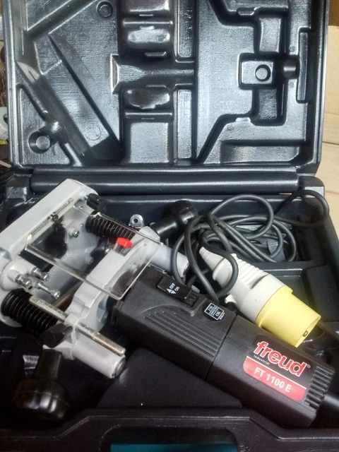 FREUD INDUSTRIAL FT1100E VARIABLE SPEED 1/4" PLUNGE ROUTER 110v 1000w ...