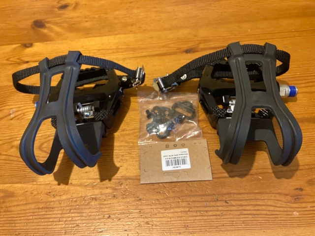 WELLGO WAM-D10 PEDALS with Shimano-Type SPD Cleats, Flat Pedals with ...