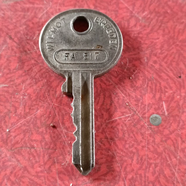 VINTAGE CLASSIC CAR / Van Fa517 Key Wilmot Breeden Union N.e.w £6.00 ...