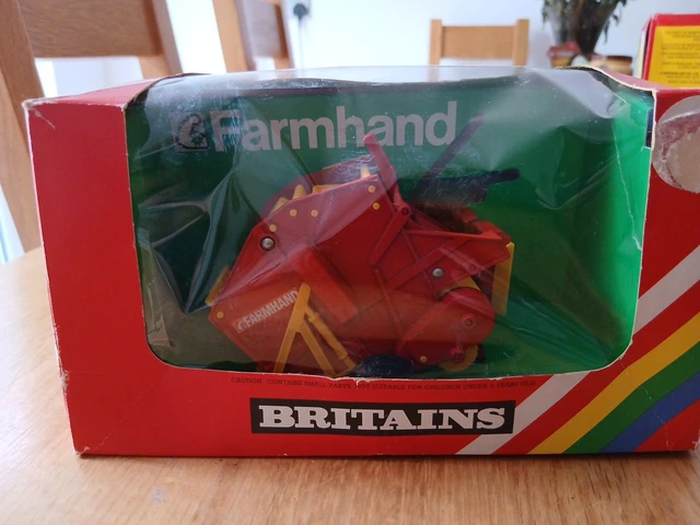 BRITAINS NO. 9532 - Vermeer Farmhand round Hay Baler - red colour farm ...