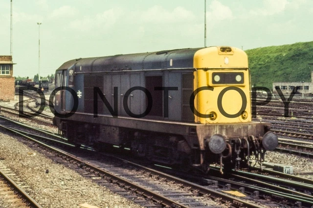 UK DIESEL TRAIN Railway Photograph Of Class 20 20153 Loco. (Rm20-271) £ ...