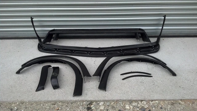 MERCEDES W201 190E 2.5-16 Cosworth Evo 1 bodykit + Evo 2 splitter ...