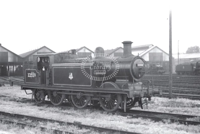 PHOTO BR BRITISH Railways Steam Locomotive Class E4 32559 at Eastleigh ...