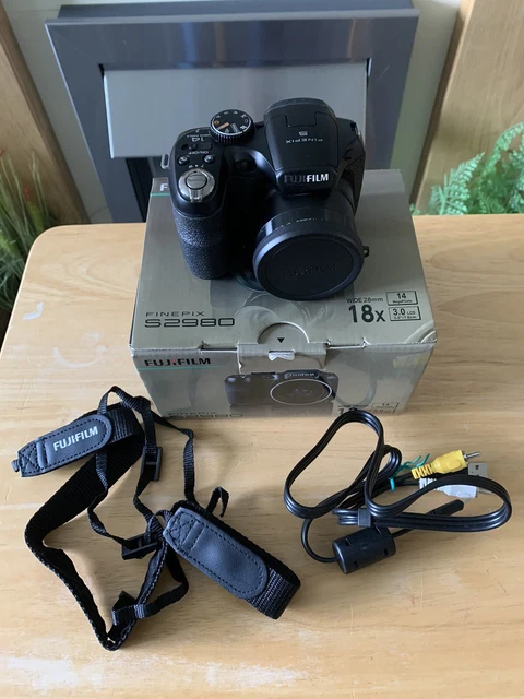 FUJIFILM FINEPIX S Series S2980 14.0MP Digital Camera - Black £49.99 - PicClick UK