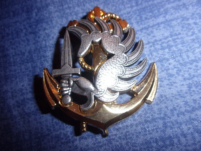 INSIGNE DE BÉRET parachutistes d' Infanterie de Marine - TAP - RPIMa ...