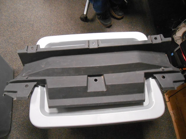 GENUINE TOYOTA RADIATOR Support Air Deflector 2014-2021 4Runner 52129 ...