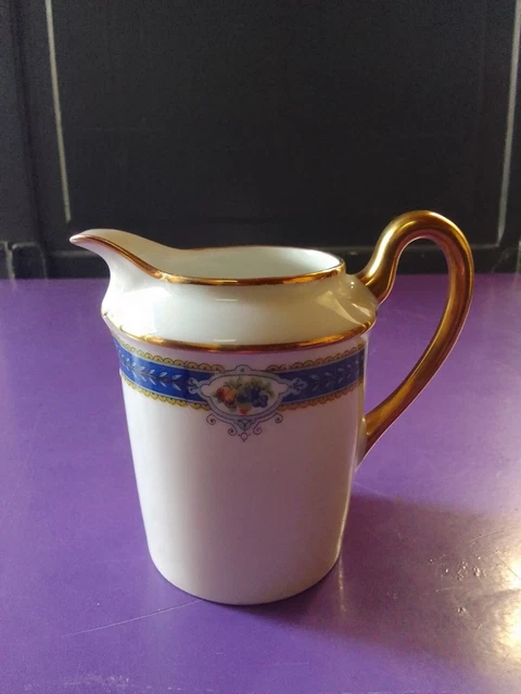 POT A LAIT / Cremier En Porcelaine EUR 16,00 - PicClick FR