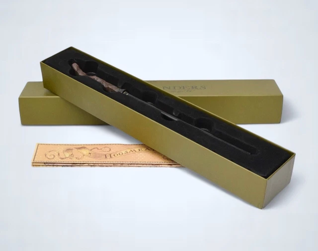 HARRY POTTER UNIVERSAL Studios Hazel 9 Interactive Wand + Map £24.99 ...
