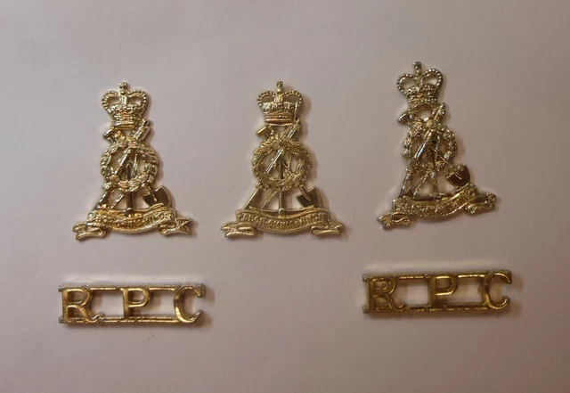 BRITISH ARMY CAP & Collar Badges, Shoulder Titles - Royal Pioneer Corps ...
