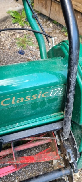 Allett Classic 17l Self Propelled Cylinder Petrol Lawnmower 2012 V G