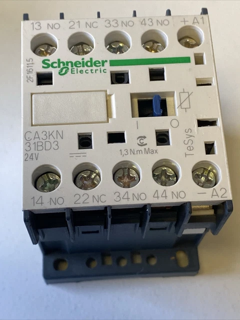 SCHNEIDER ELECTRIC CA3KN31BD3 3S 1Ö 24V DC avec relais auxiliaire à ...