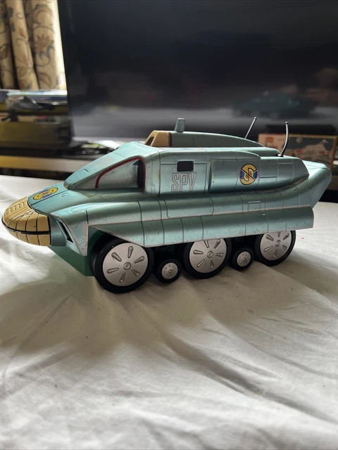 CAPTAIN SCARLET SPECTRUM Pursuit Vehicle Carlton Radio Control 18th ...
