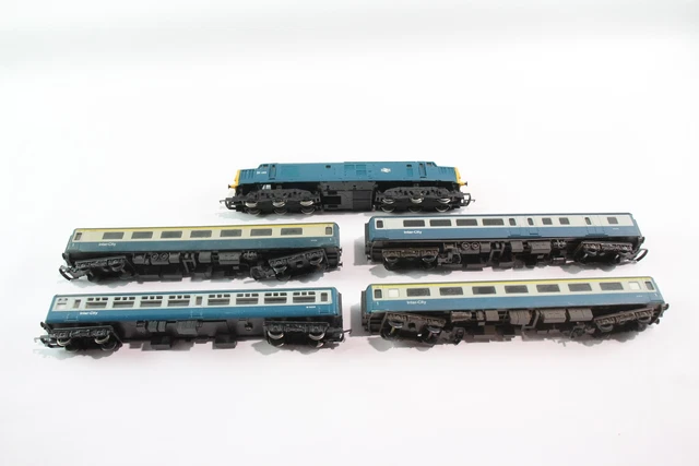 OO GAUGE MODEL Railways Intercity Hornby Locomotive Airfix Carriages £ ...
