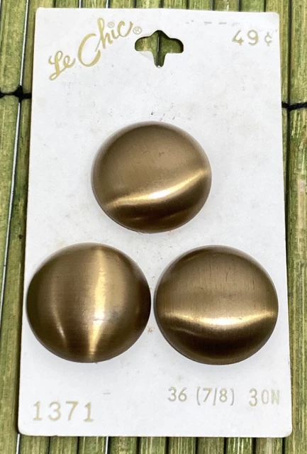 VINTAGE LE CHIC Metal Buttons Gold Matte Dome 3 on Card 7/8" Shank $10. ...