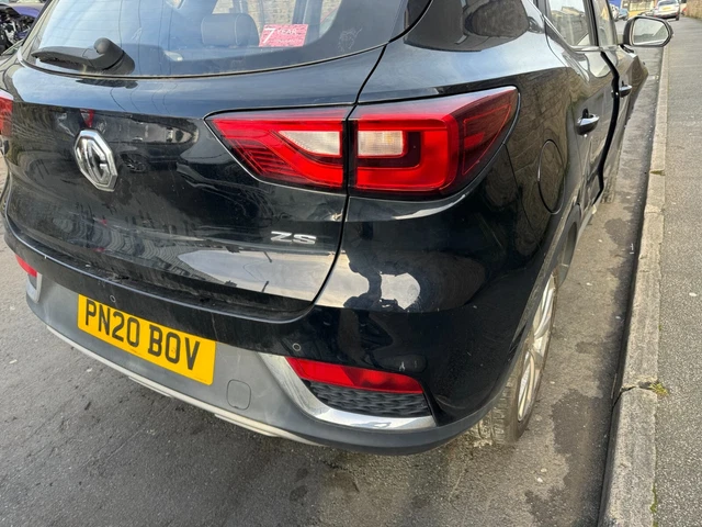 MG ZS MK2 2019-2022 Rear Bumper Cover Panel & Diffuser Reflectors ...