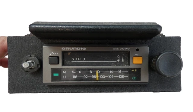 AUTORADIO GRUNDIG WKC 2030 VD autoradio cassette EUR 36,80 - PicClick FR