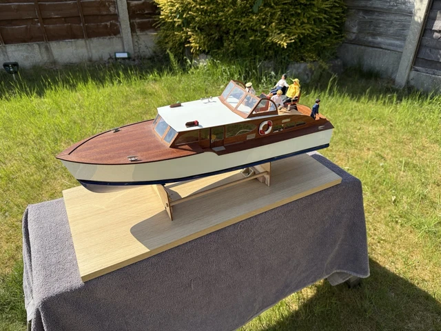 AERONAUT VICTORIA 1960'S Period Radio Controlled Scale Model Boat ...
