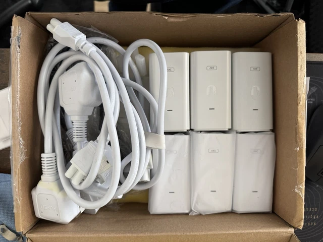 6X 24V UBIQUITI Unifi PoE Injectors With UK Plugs £39.95 - PicClick UK