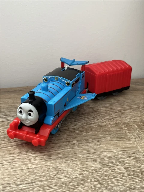 THOMAS & FRIENDS TrackMaster Flying Winged Thomas Motorized Train ...