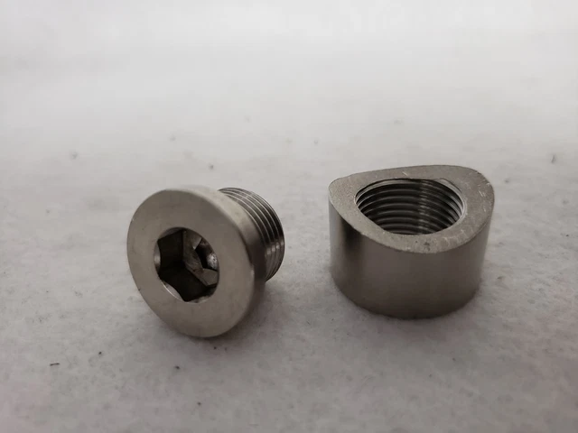 &CURVED& OXYGEN SENSOR O2 Weld on Stepped Nut & Cap Bung Kit M18*1.5 ...