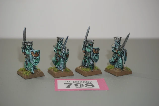WARHAMMER SOULBLIGHT GRAVELORDS Vampire Counts Grave Guard x 4 - Metall ...