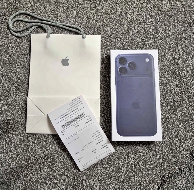 APPLE IPHONE 17 Pro 256GB Deep Blue Unlocked 100% Battery Health £771. ...