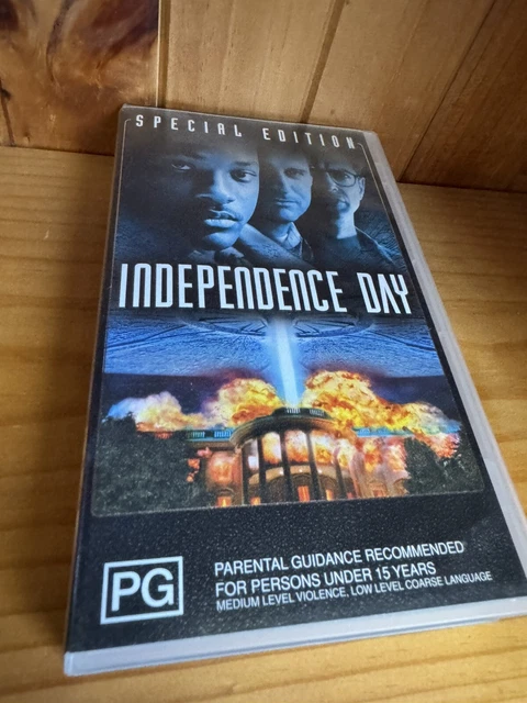 INDEPENDENCE DAY SPECIAL Edition VHS Video Tape Will Smith 2000 Sci-Fi ...