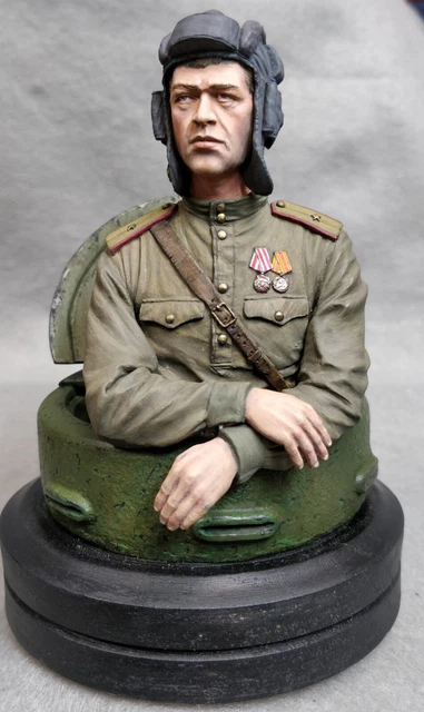 WWII RUSSIAN TANK Commander 1/9th scale bust by Mitches Models EUR 29 ...