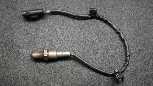 OEM BMW G20 G30 G32 G11 G12 G01 G02 G05 G06 Oxygen Sensor 8593852 / ...