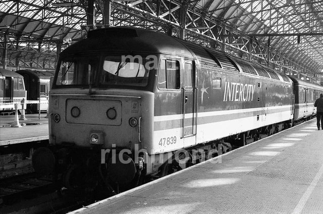 MANCHESTER PICCADILLY CLASS 47 47839 21.10.93 35mm Negative RN377 £2.99 ...