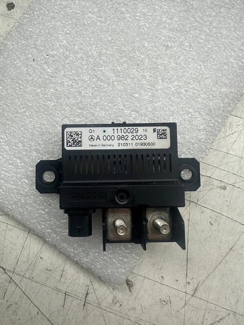 MERCEDES-BENZ C 2012 W204 Saloon BATTERY RELAY MODULE A0009822023 £19. ...