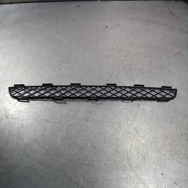 TOYOTA MR2 ROADSTER Mk3 1999-2002 Pre-Facelift Lower Rear Bumper Centre ...