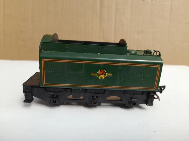 TRIANG BRITISH RAILWAYS GREEN TENDER £11.11 - PicClick UK