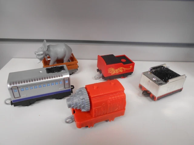 MATTEL THOMAS THE Tank Engine Collection of Wagons Lot 14 £10.00 ...