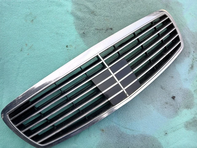 MERCEDES-BENZ W211 E-KLASSE Grill Kühlergrill Vormopf Distronic Orig ...