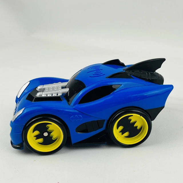 FISHER PRICE SHAKE N Go Racer Batmobile Batman Car Talking Moving Blue ...