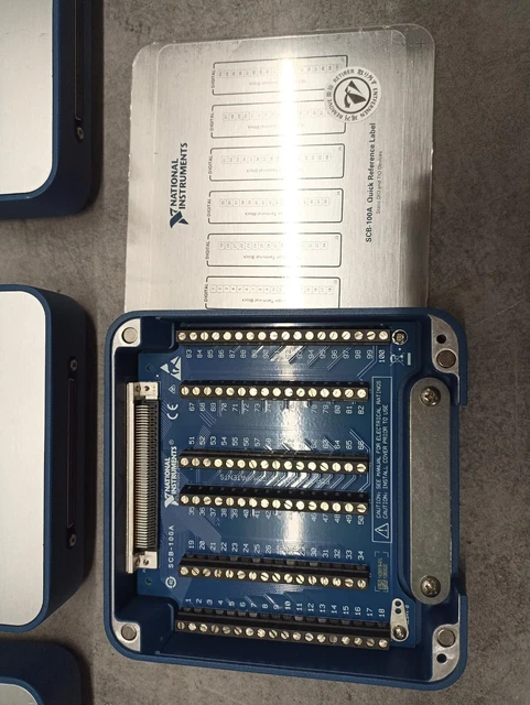 BOITIERS NI SCB-100A pour carte NI PXI + Cordon de raccordement EUR 149 ...