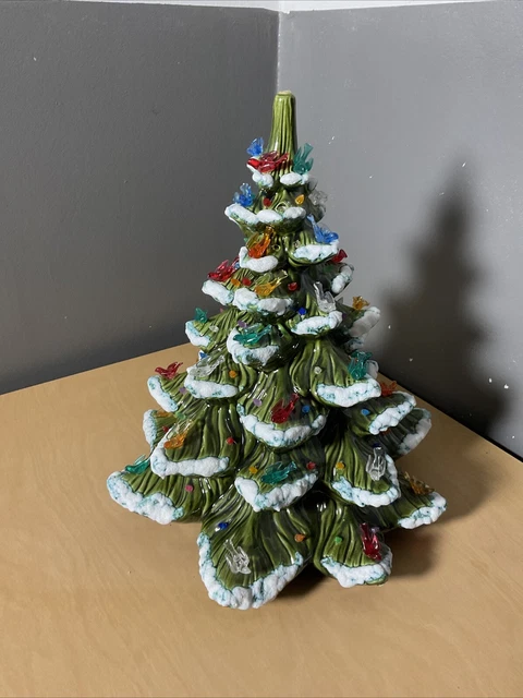 VINTAGE 1960S ATLANTIC MOLD CERAMIC LIGHT UP FLOCKED CHRISTMAS TREE ...