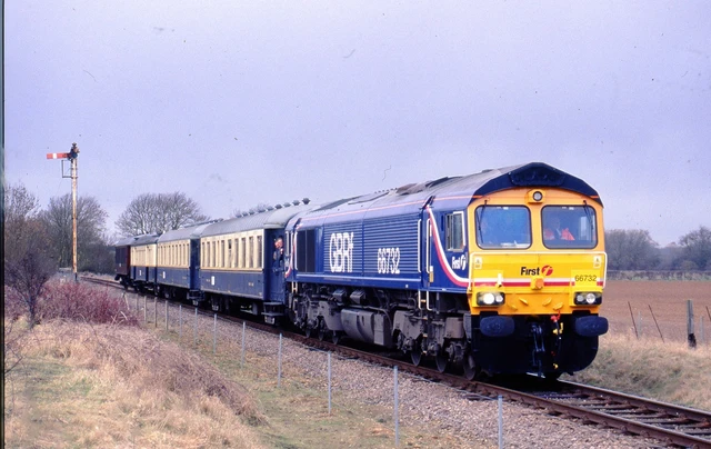 ORIGINAL 35MM RAIL Slide Class 66 66732 Sutton Cross NVR 8 3 2009 ...