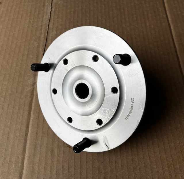 RENAULT 12 15 17 TL Ts Gordini 4 5 8 10 Avant Moyeu Roue 3 Clou X 1 ...