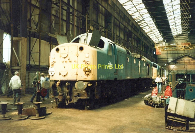 RAILWAY PHOTO 6X4 Class 40 40020 Being scrapped Crewe Works p3 c1986 £1 ...