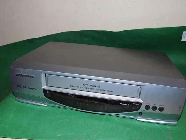 GRUNDIG GV9210 VCR VHS VIDEO CASSETTE RECORDER Vintage Grey Silver ...